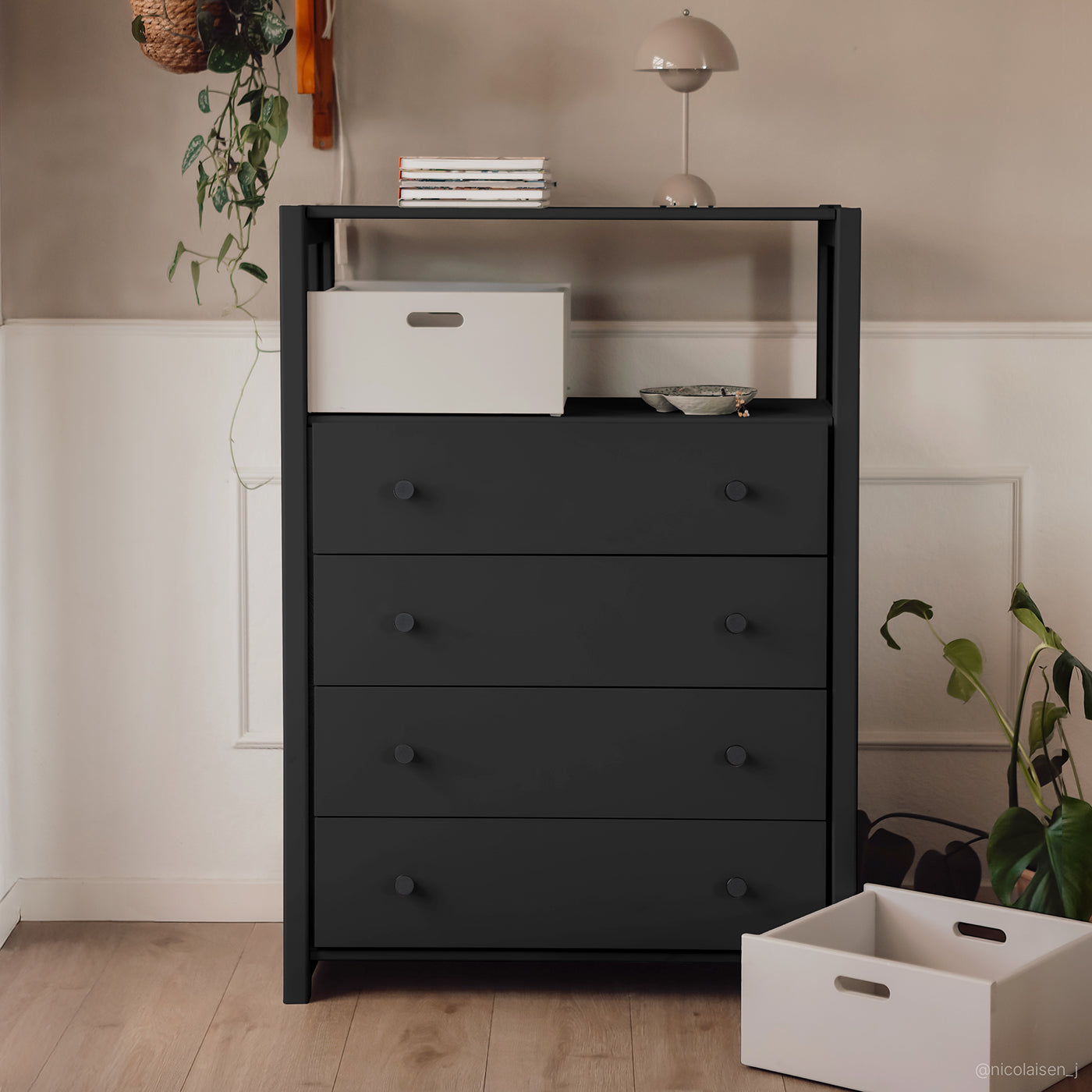 Vigsø kommode - Sort - med 4 skuffer | 83x117 cm